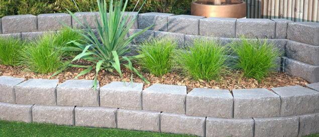Edging Stones for Garden & Lawn - natural surface