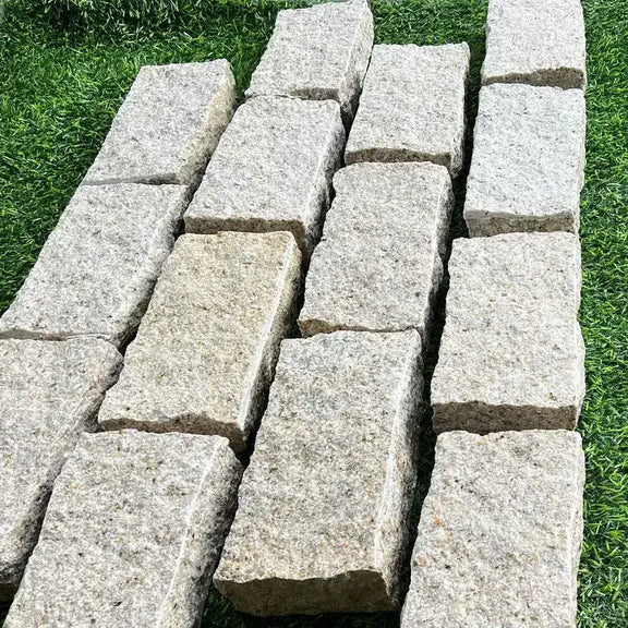 Yellow Granite Setts Cropped 200 x 100 x 50