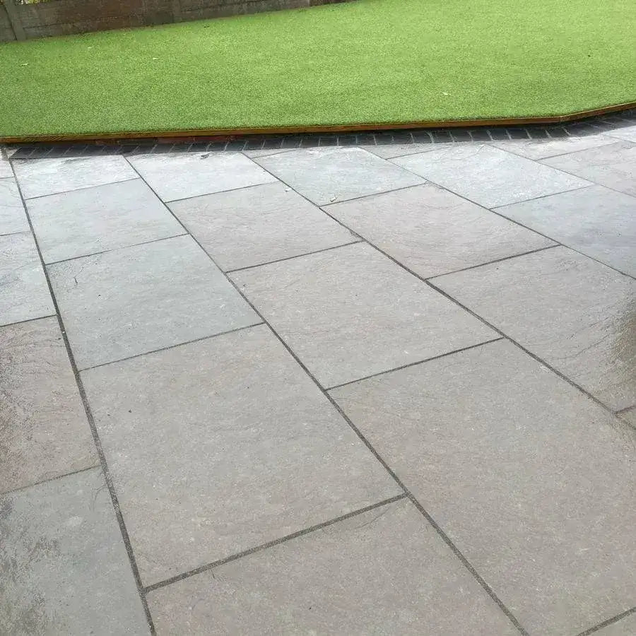 Dove Grey Limestone Paving 900 x 600 22mm Cal. - Paving Slabs UK