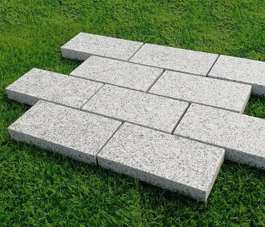 Sawn Silver Grey Granite Setts Edging Stones 200 x 100 x 30 mm