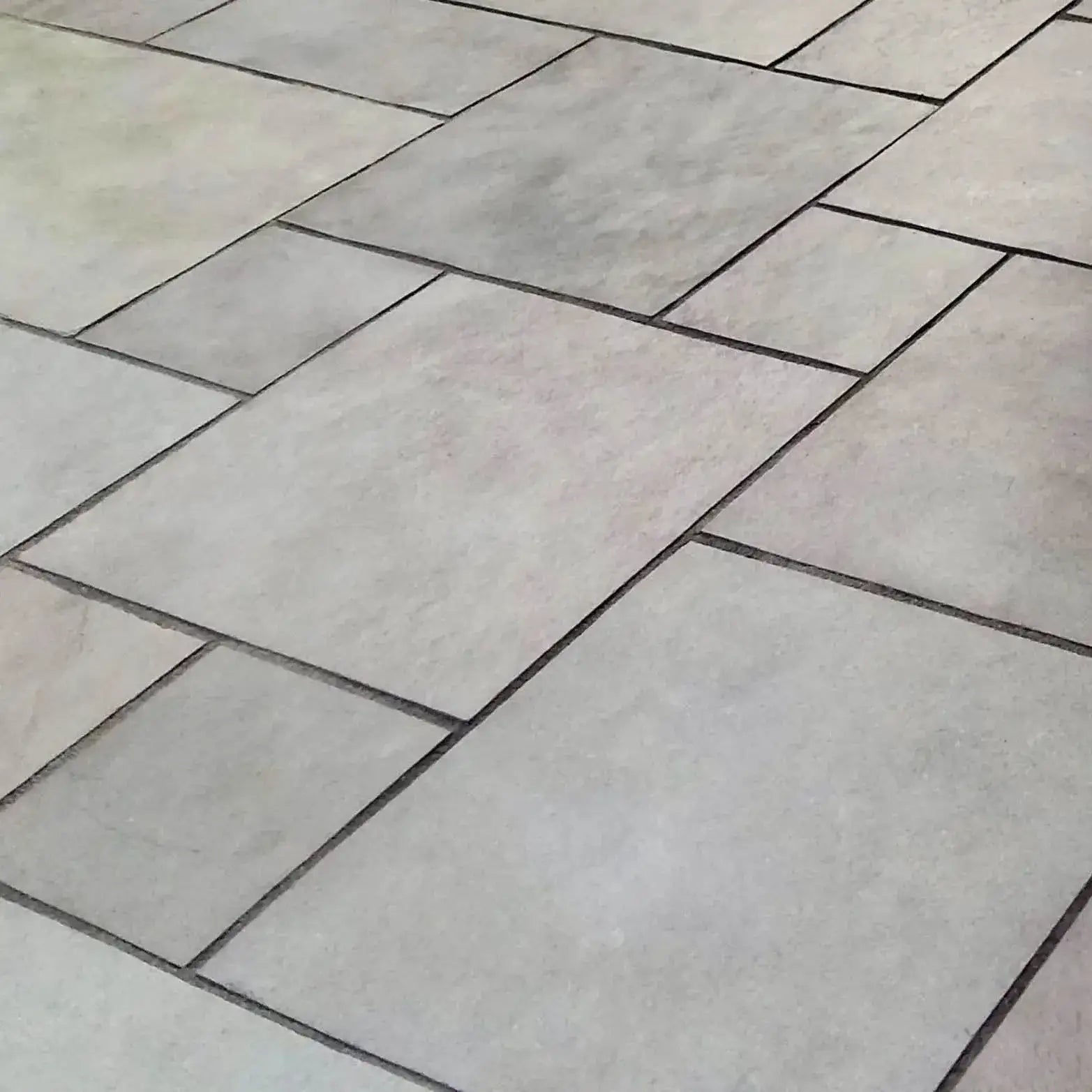 Dove Grey Limestone Paving Patio Slabs 22mm Cal. | Paving Slabs UK