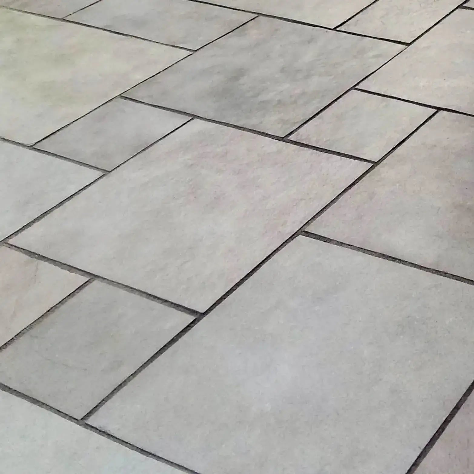 Kurnool Grey Limestone Paving 600 x 600 22mm Cal. | Paving Slabs UK