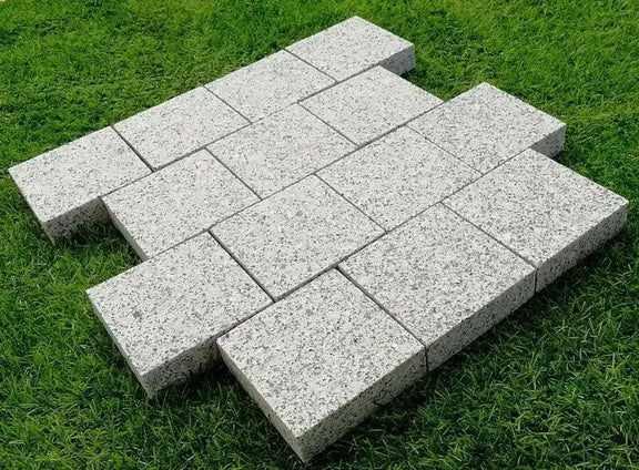 Sawn Granite Setts Edging Stones Silver Grey 100 x 100 x 30 mm