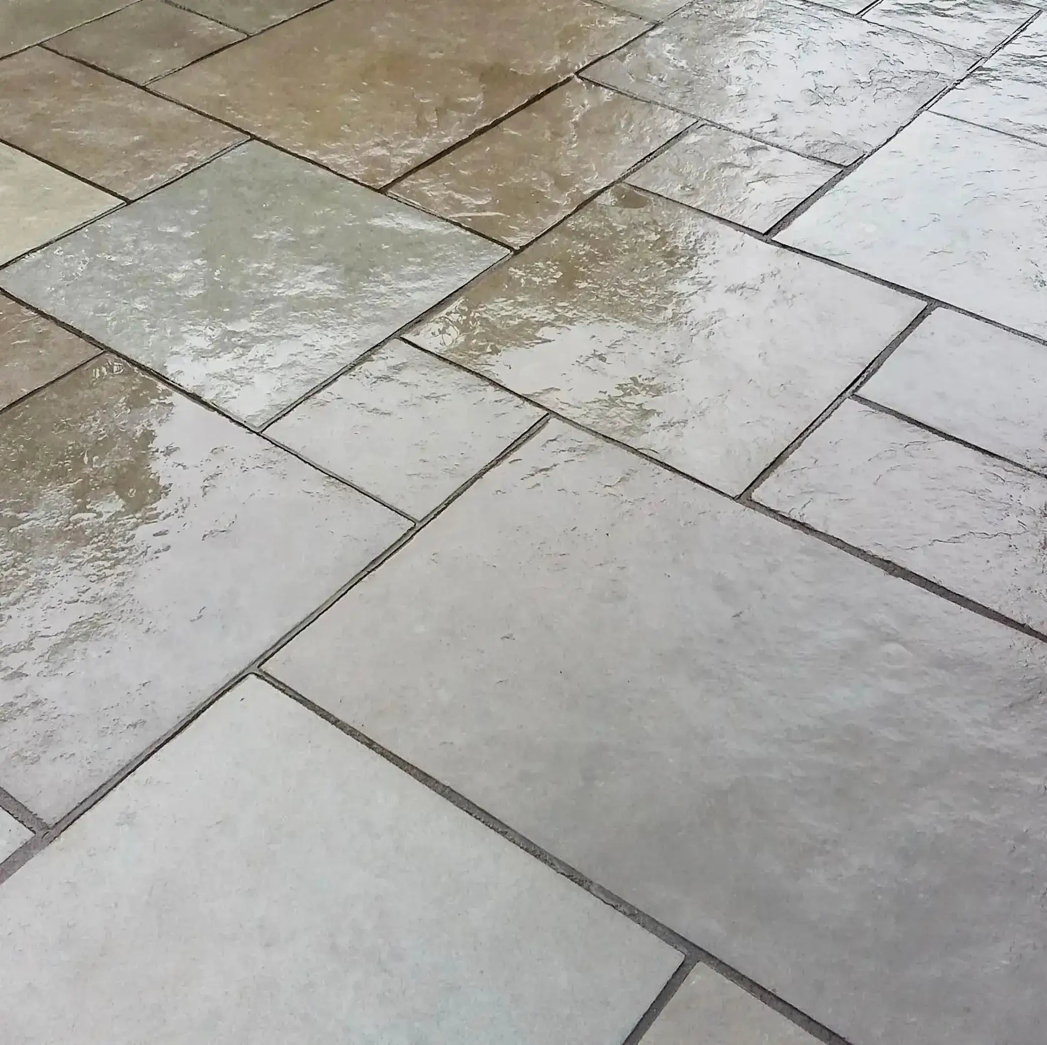 Kurnool Grey Limestone Paving 600 x 600 22mm Cal.