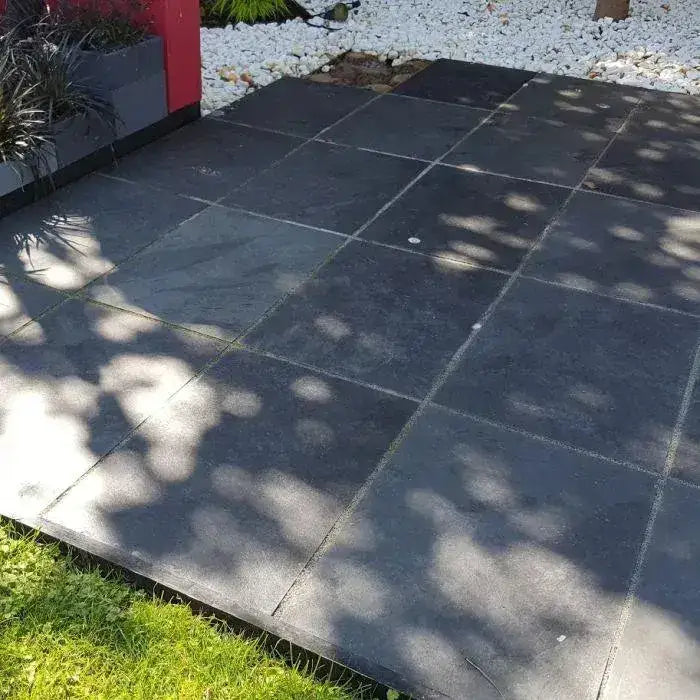 Brazilian Black Slate Paving Slabs 600x400x20mm | Paving Slabs UK