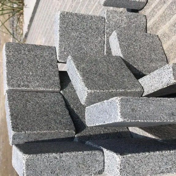 Tumbled Granite Edging Setts Blue Black 100x100x30mm | Paving Slabs UK