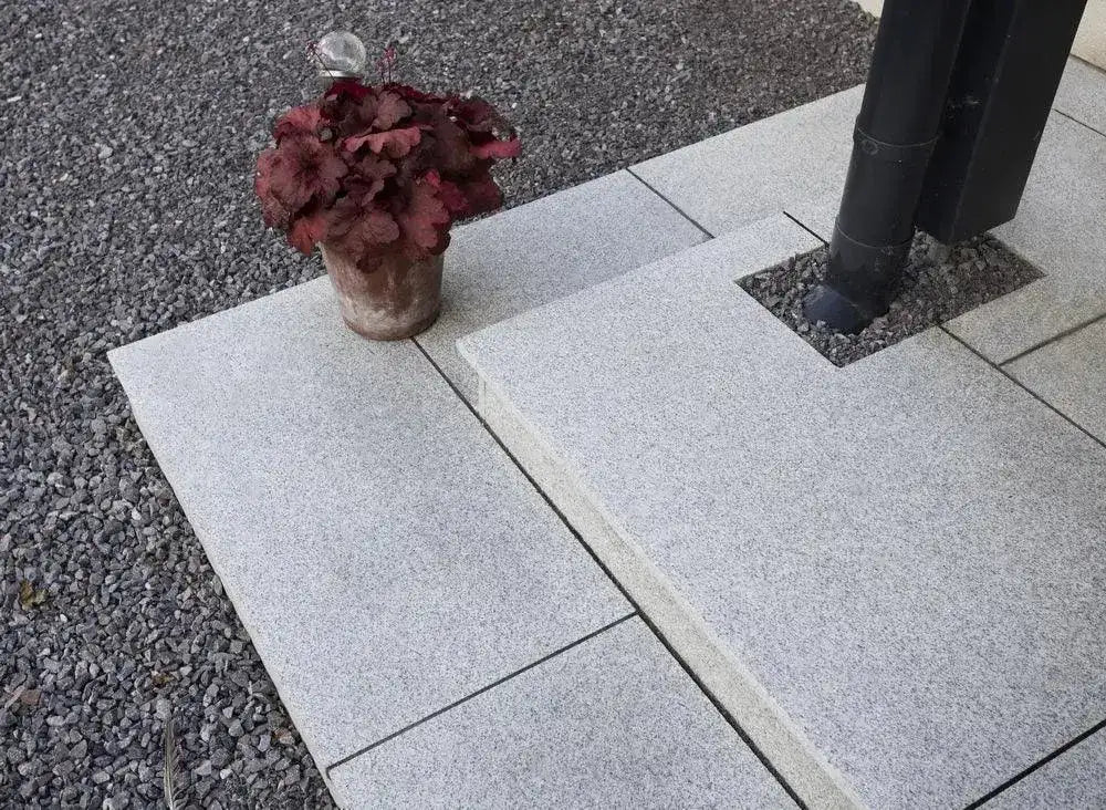 Granite Paving Glacier Ice Silver Grey 900 x 600 x 25