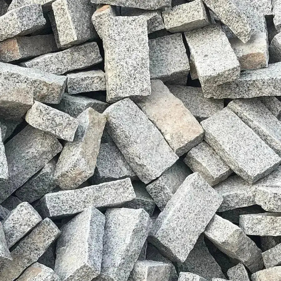 Granite Setts Cobbles Silver Grey Cropped 200 x 100 x 50